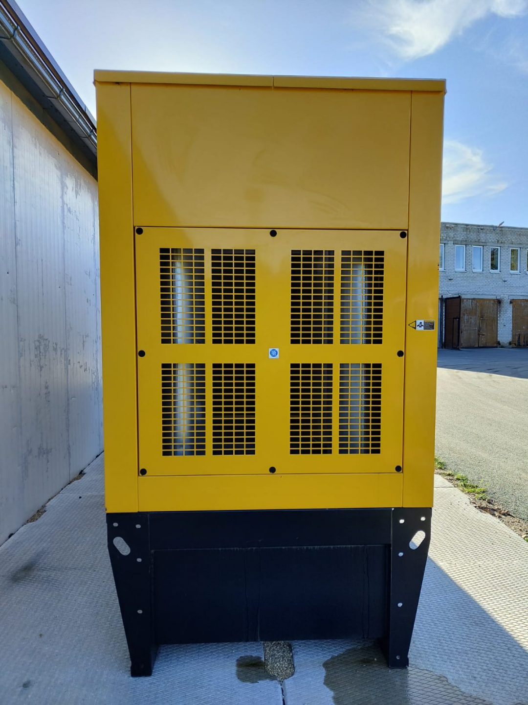 AKSA AD 580 generator with canopy - Energolukss